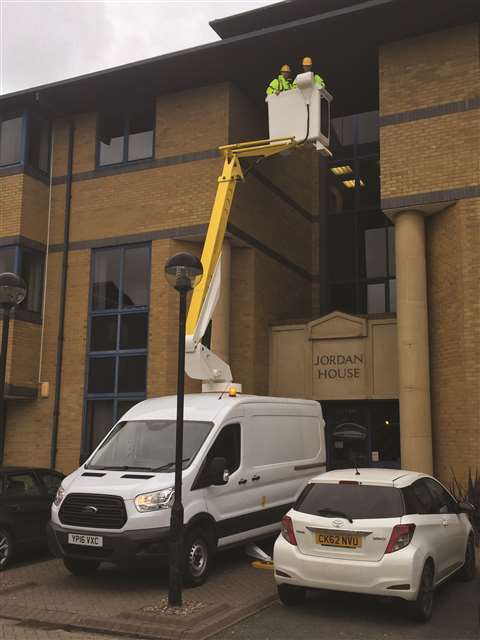Self Drive Truck/Van Mounts - Onestop Access Scotland Limited